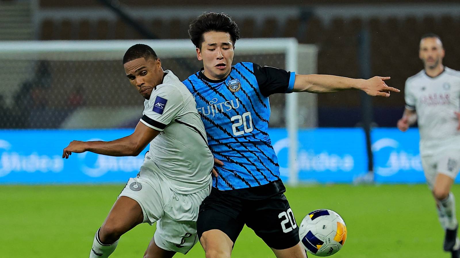 Medical set for "impressive" star to join Celtic after departure announced