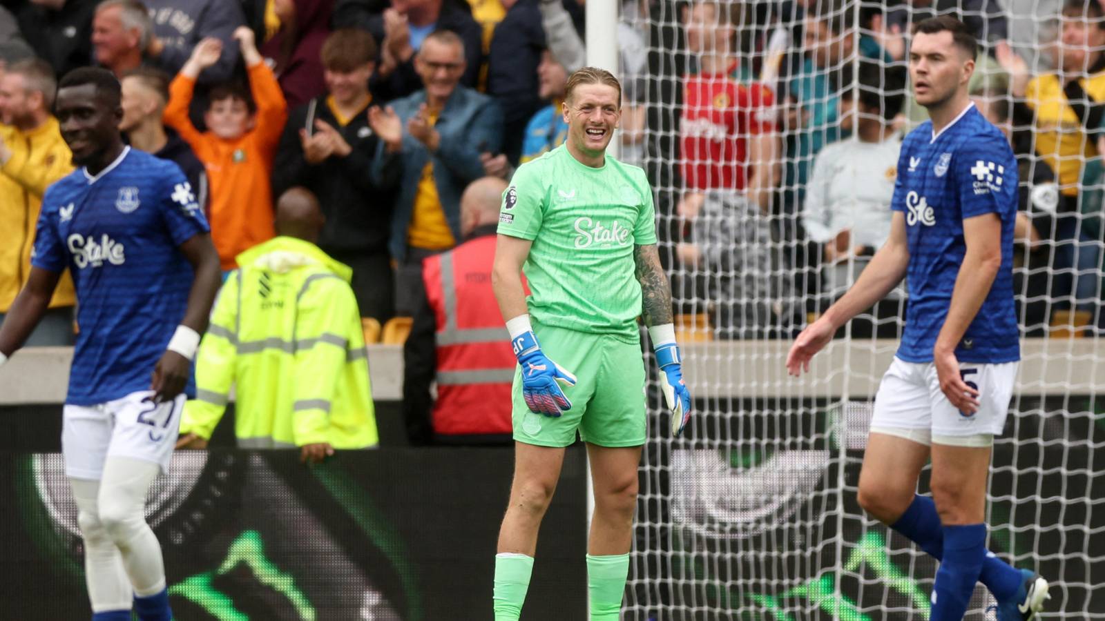 TFG ready talks to keep £6.5m-a-year Everton star until "end of his career"