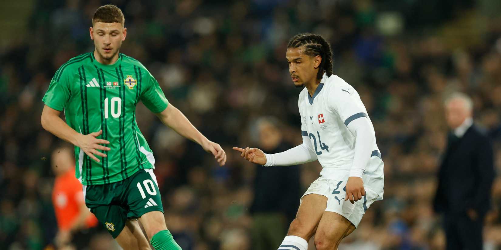 £2.5m Leeds player now house-hunting to seal permanent Elland Road exit