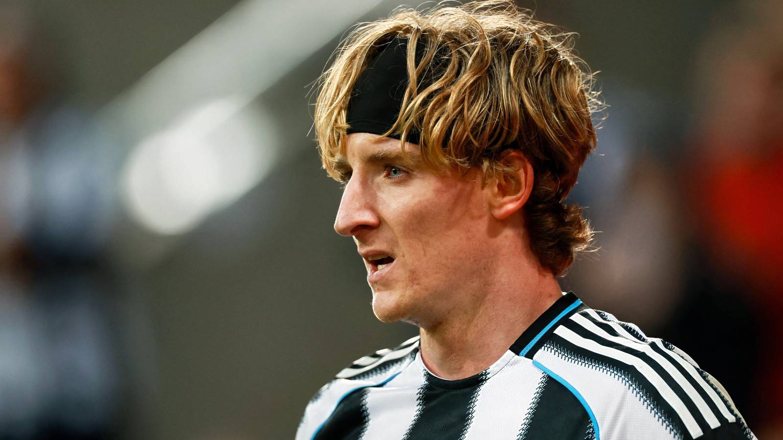 Howe could end Gordon's Newcastle career by signing "special" PL talent