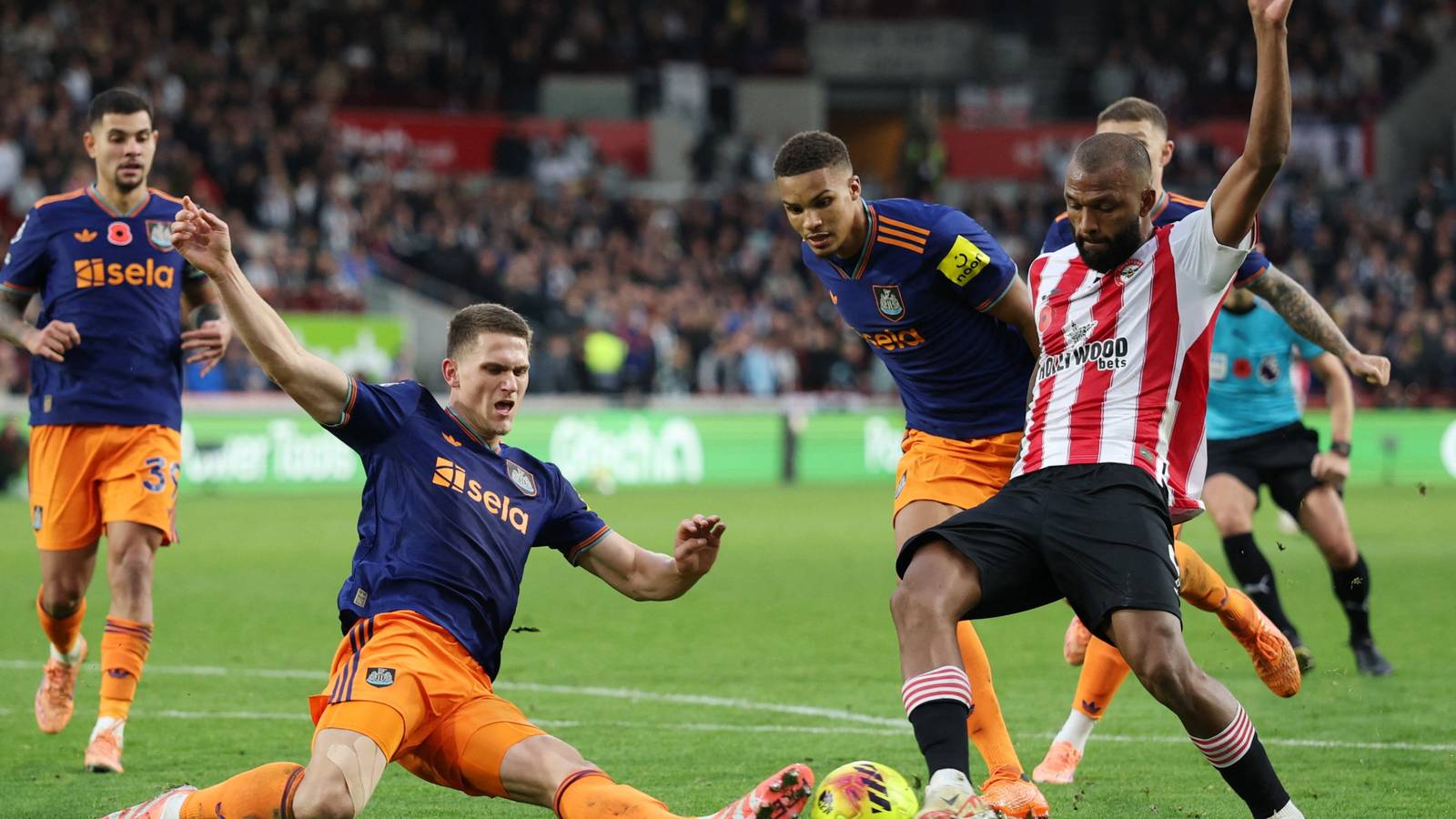 As bad as Botman: Howe must drop Newcastle dud who lost the ball 20x v Bees