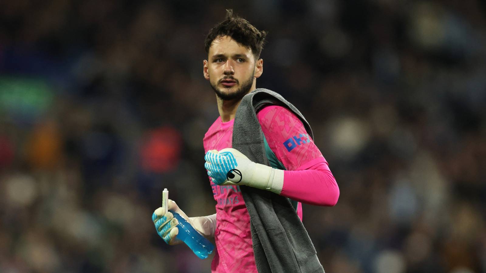 Newcastle gifted 'edge' in James Trafford transfer race as Man City ...