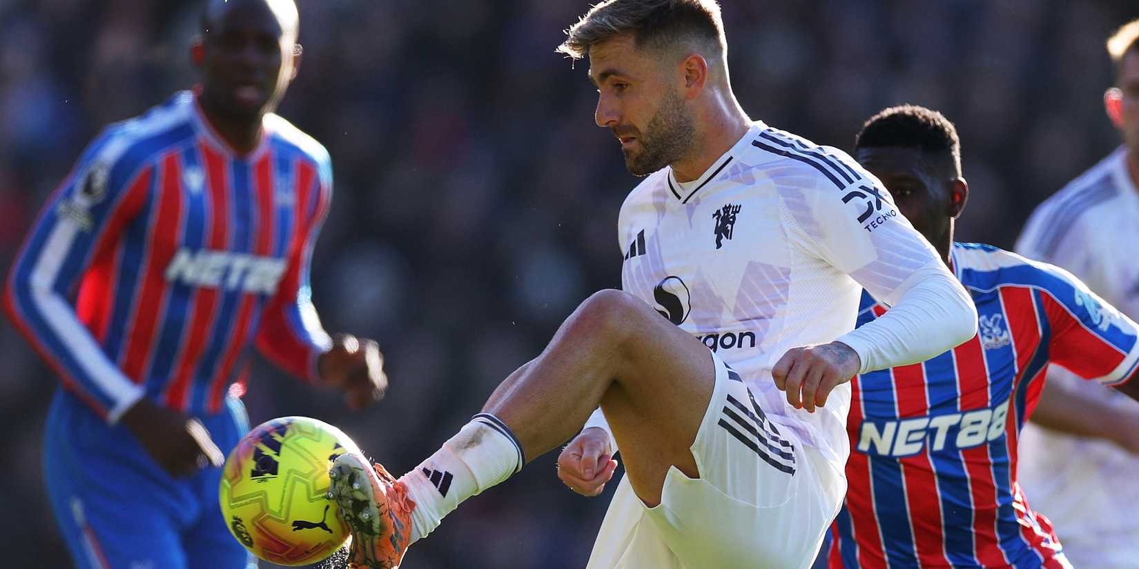 Not just Zirkzee: Man Utd star who was a "waste of time" is now undroppable