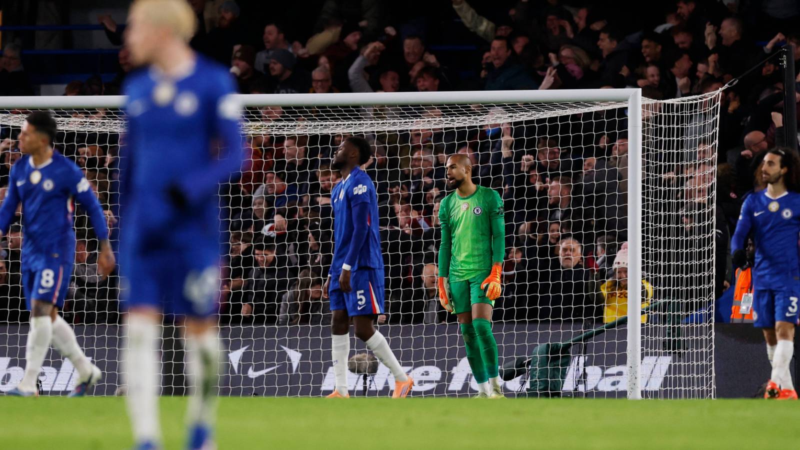 £140k-p/w Chelsea duo must never start together again after Aston Villa