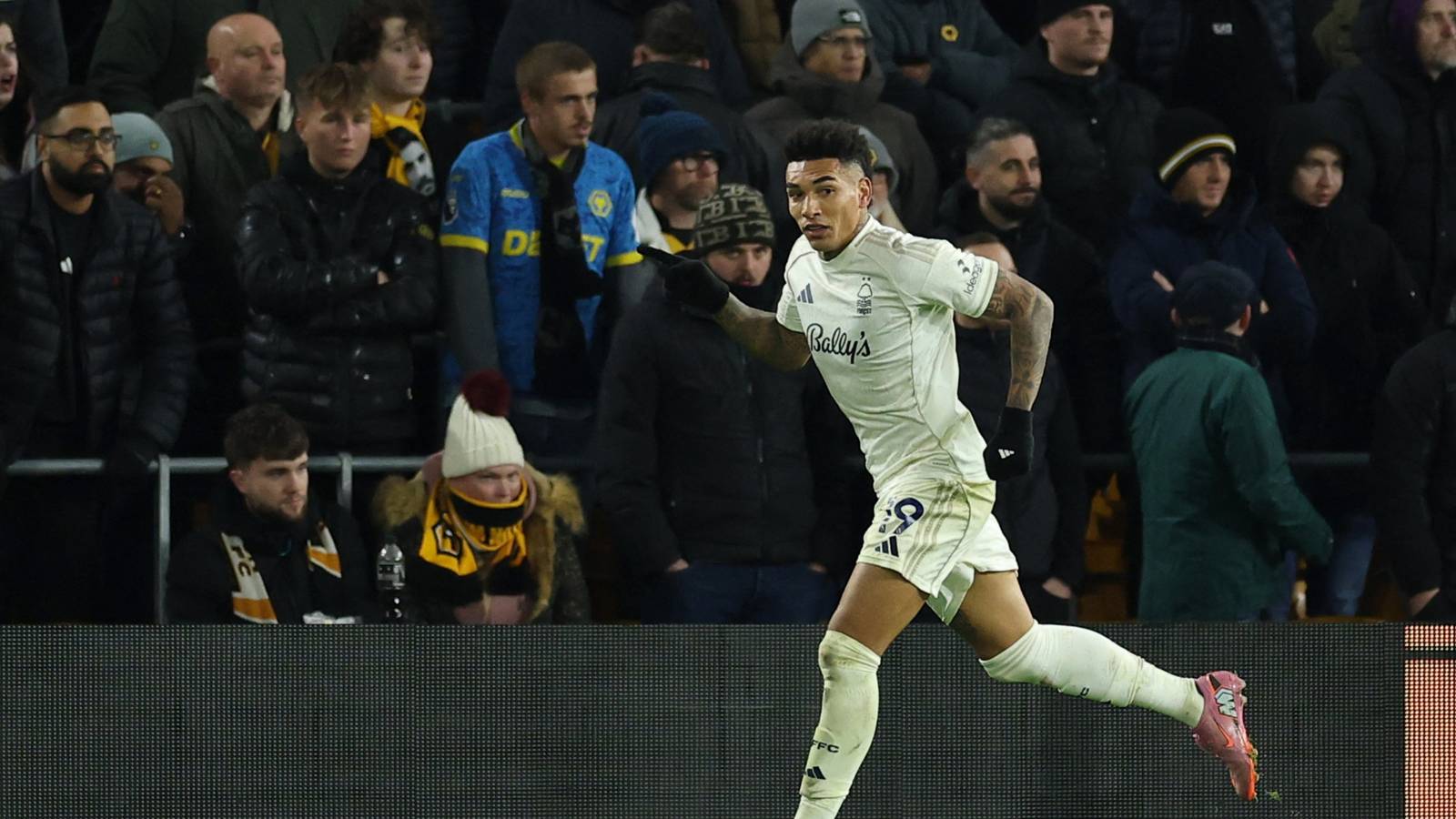 Perfect for Jesus: Nottingham Forest in late talks to re-sign "iconic" star