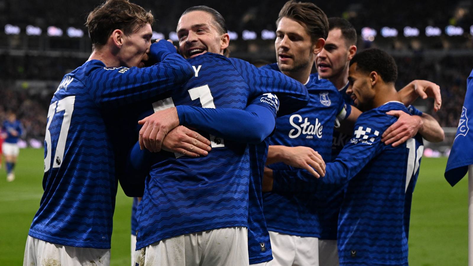 Premier League star keen to play for Everton next season with transfer ...