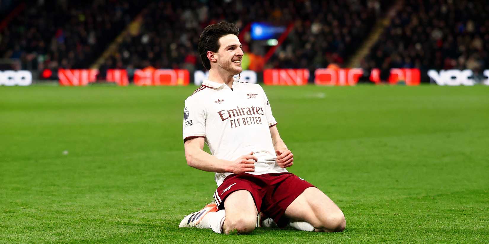 Chelsea submit mega £104m bid to sign their answer to Declan Rice