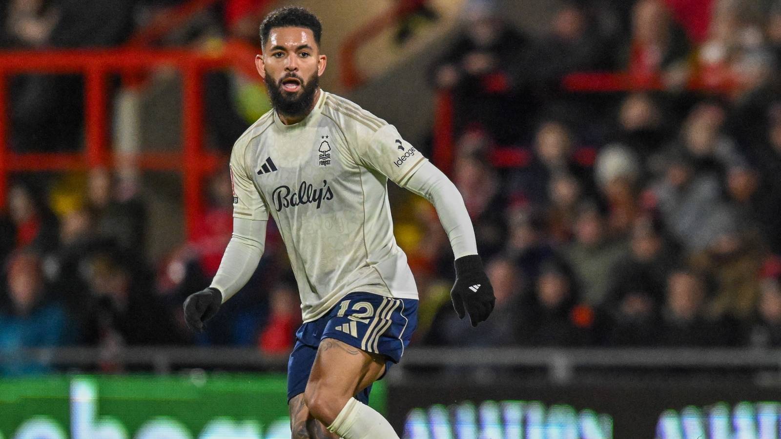 Chelsea eyeing move for Liverpool's Curtis Jones after Douglas Luiz update