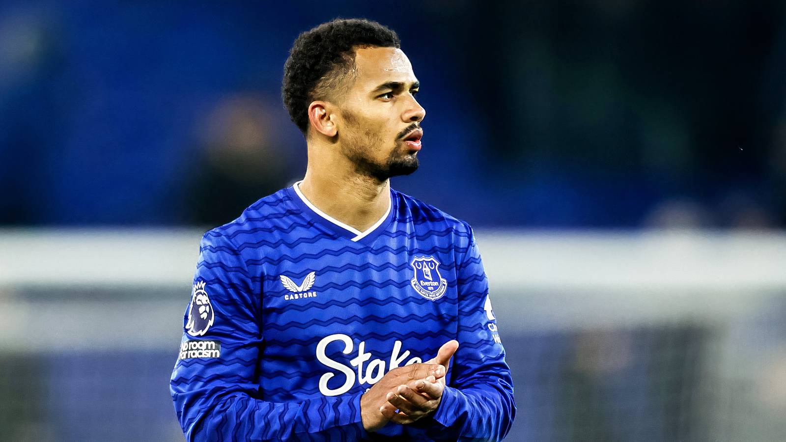 He's a dream for Ndiaye: Everton re-open talks to sign "insane" £17m talent