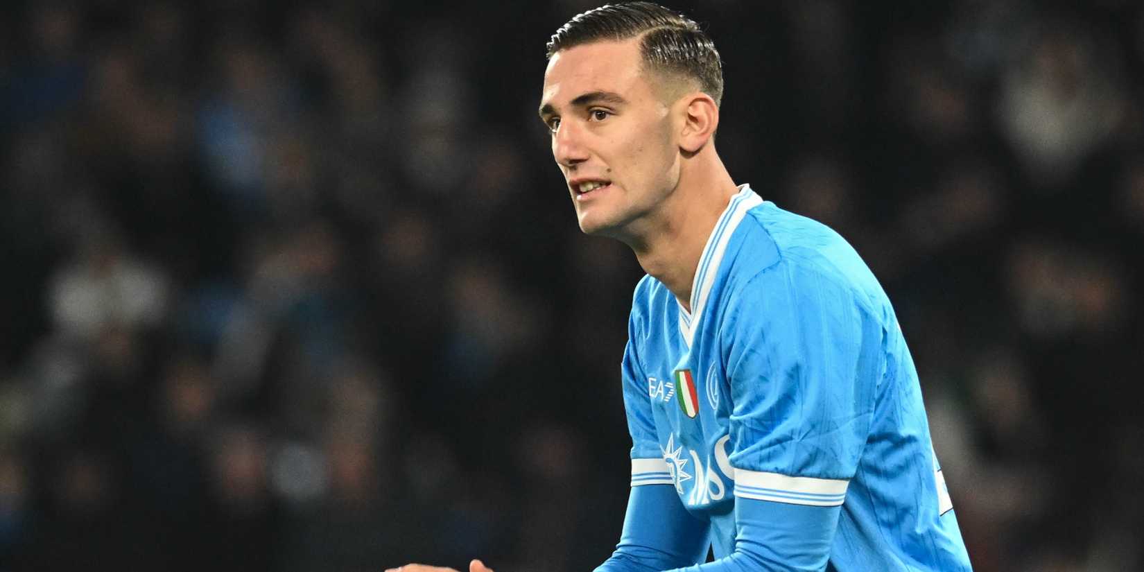 Nottingham Forest now on the verge of signing Napoli striker Lorenzo Lucca