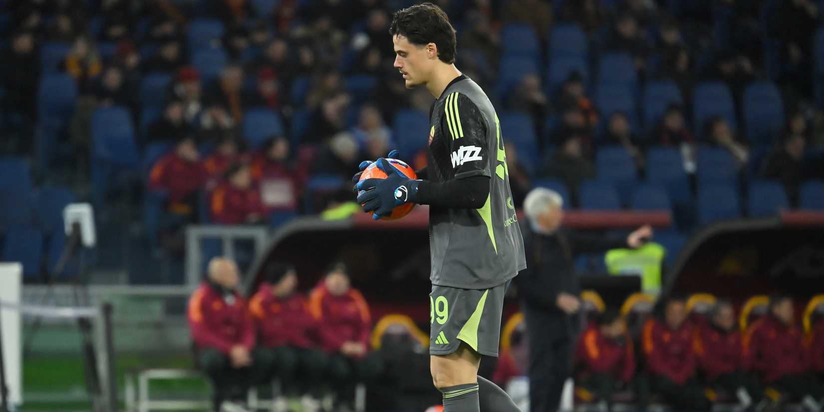 Tottenham now pursuing AS Roma's Mile Svilar to replace Guglielmo Vicario