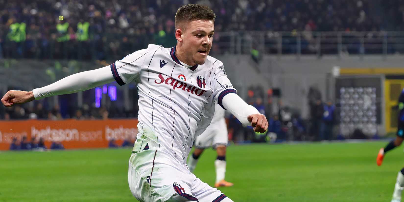 Everon have submitted a bid to sign a huge Jake O'Brien upgrade