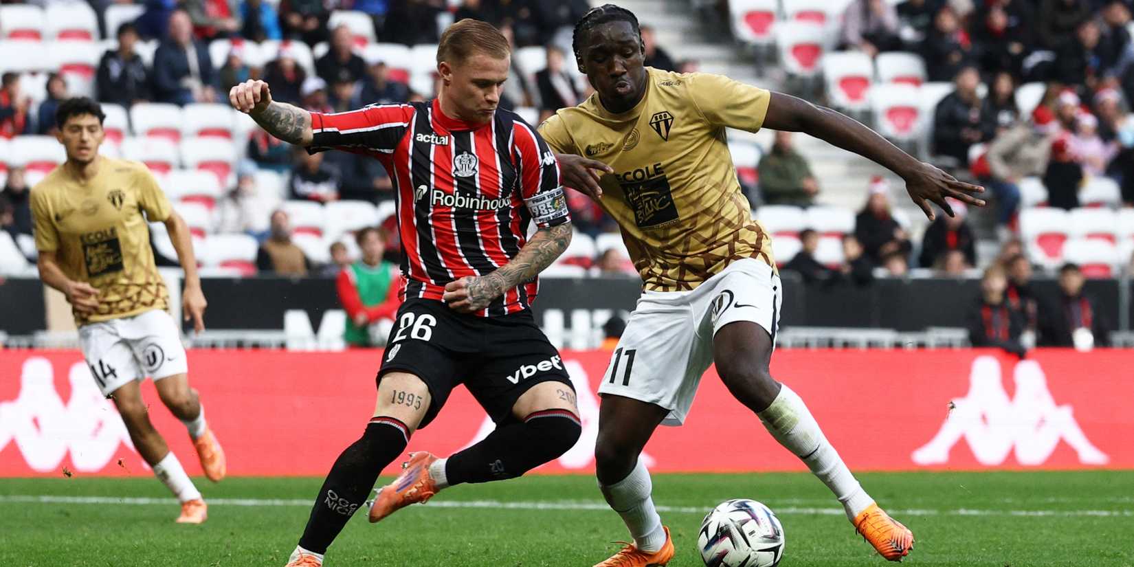 Crystal Palace ramping up talks to sign the new Wilfried Zaha for £21m