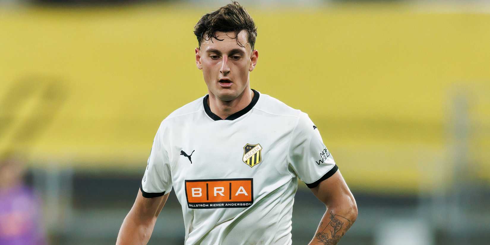 Rangers trying for tricky deal to sign "relentless" Andersen before Celtic