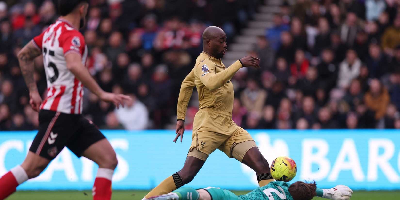 Crystal Palace enter race for Harry Wilson amid Fulham contract stalemate
