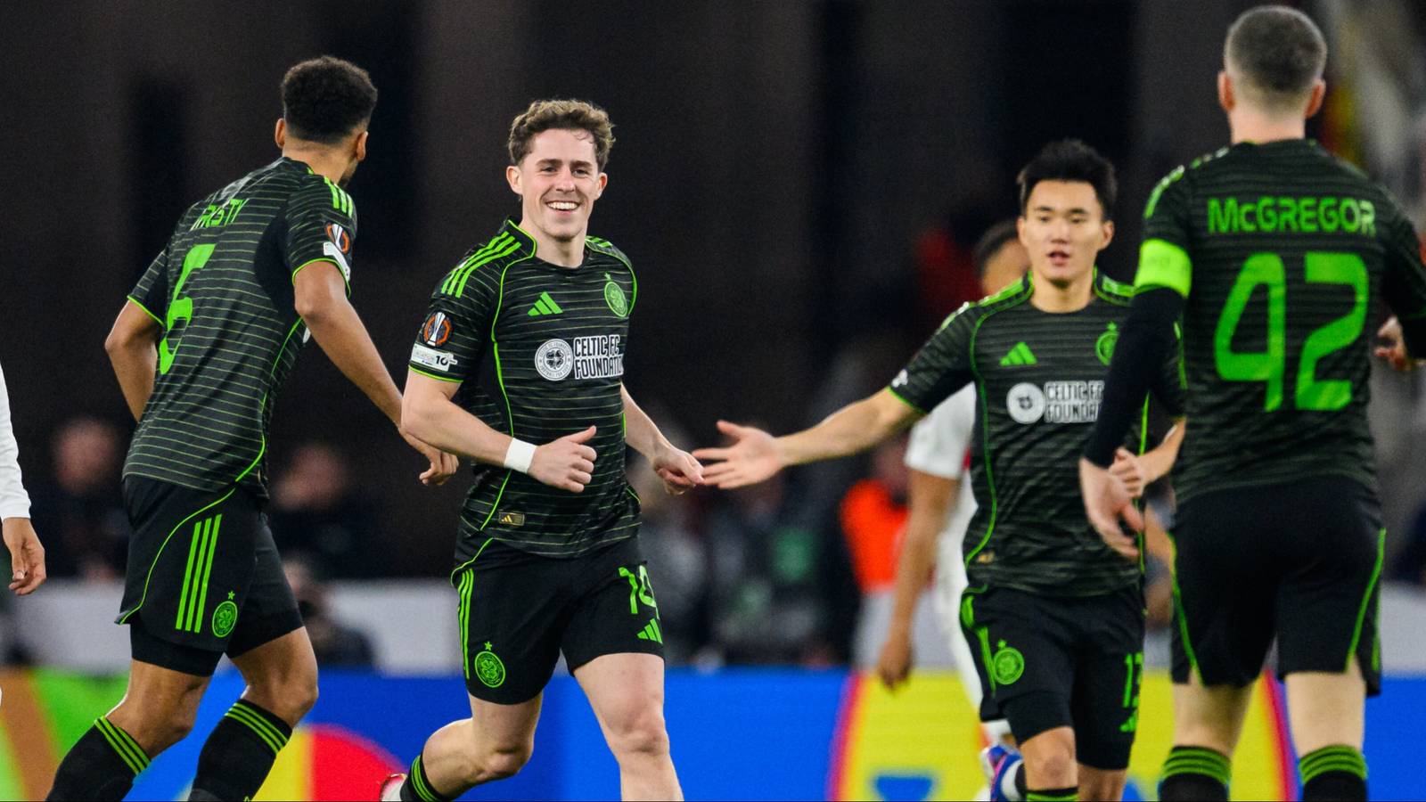 Celtic could bench the "best player in Scotland" to start Nygren & McCowan