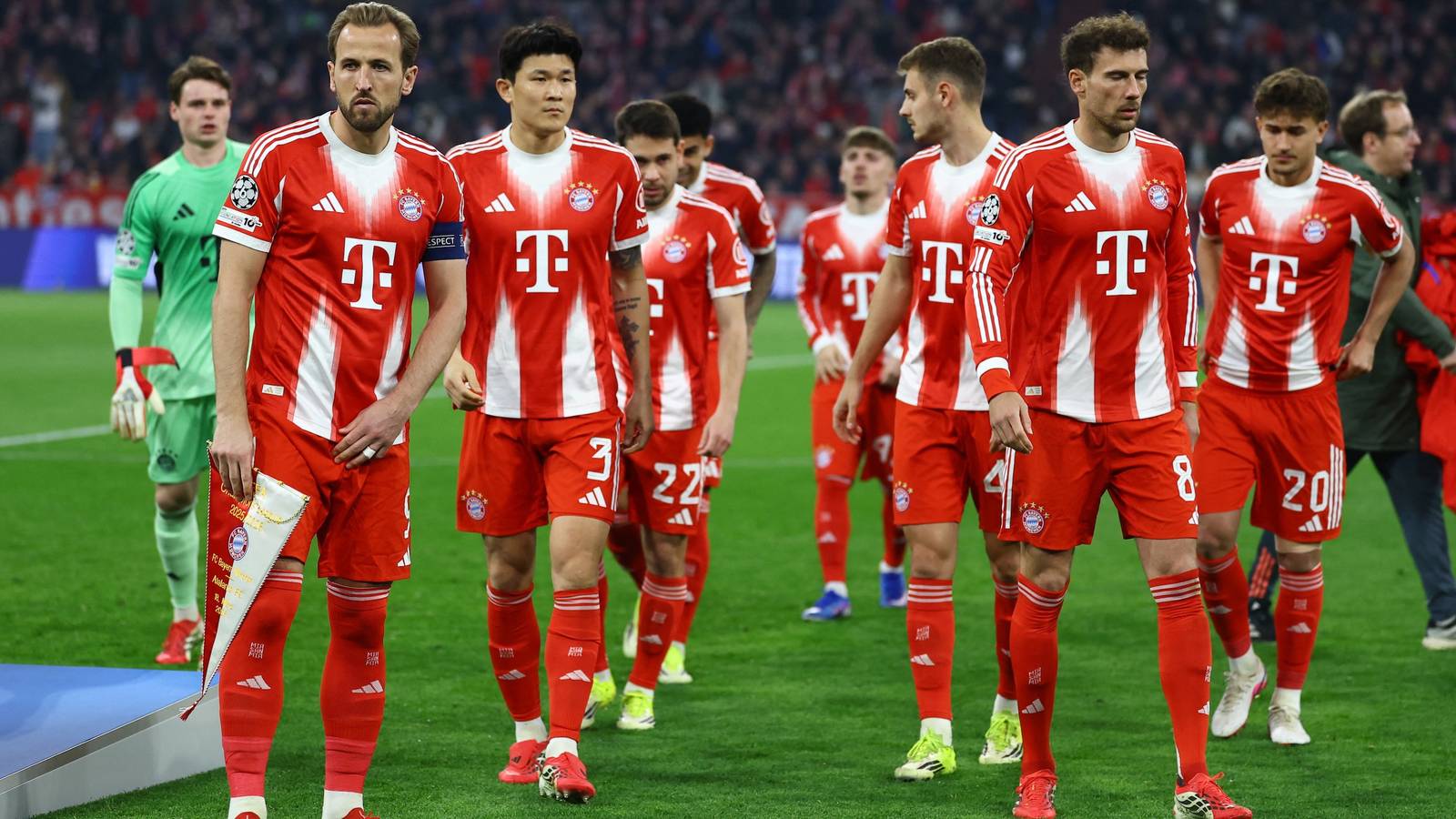 Man Utd now making moves to sign £217k-a-week Champions League star