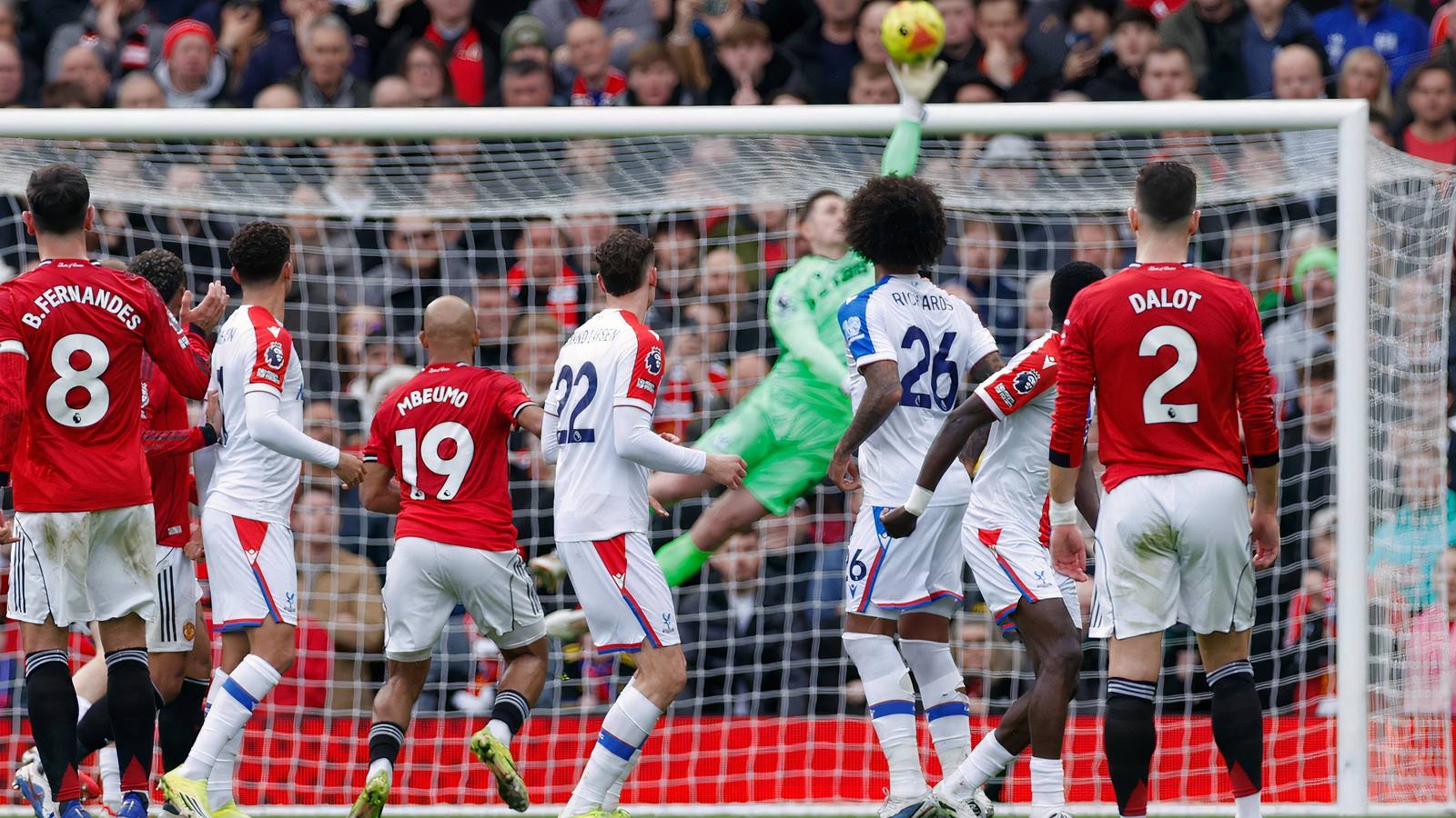 £36.5m flop may never start another game for Man Utd after Crystal Palace