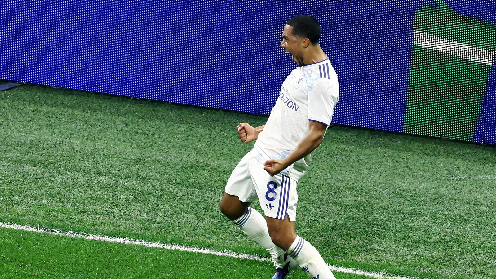 He'd be another Tielemans: Aston Villa make concrete offer to sign £35m ...