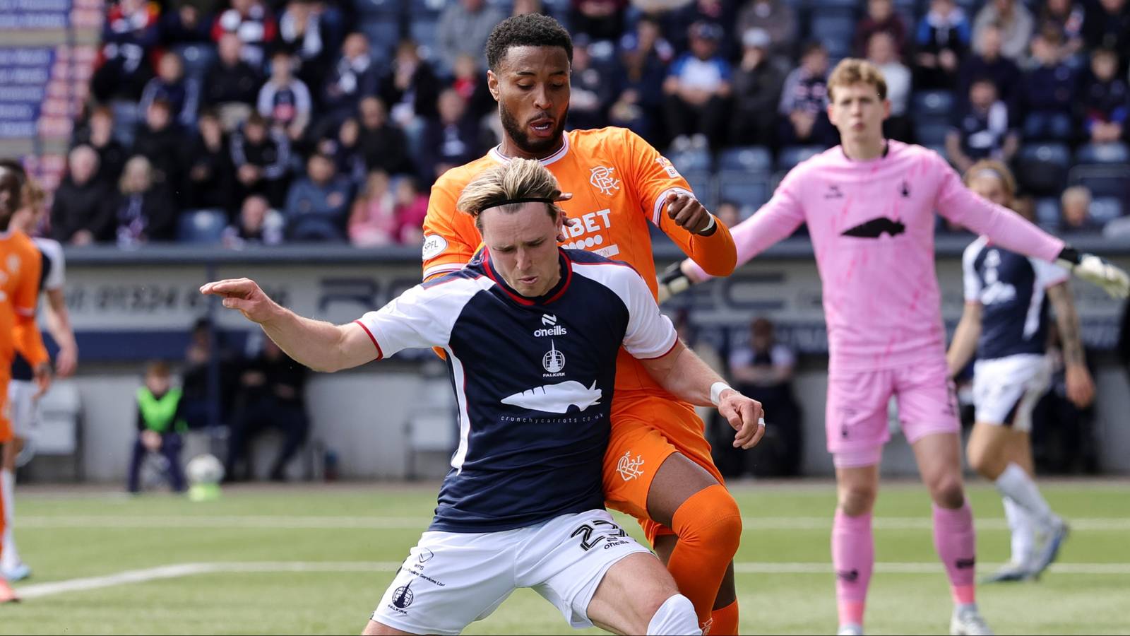 He's better than Chermiti: Rangers could sign striker upgrade in £6m deal